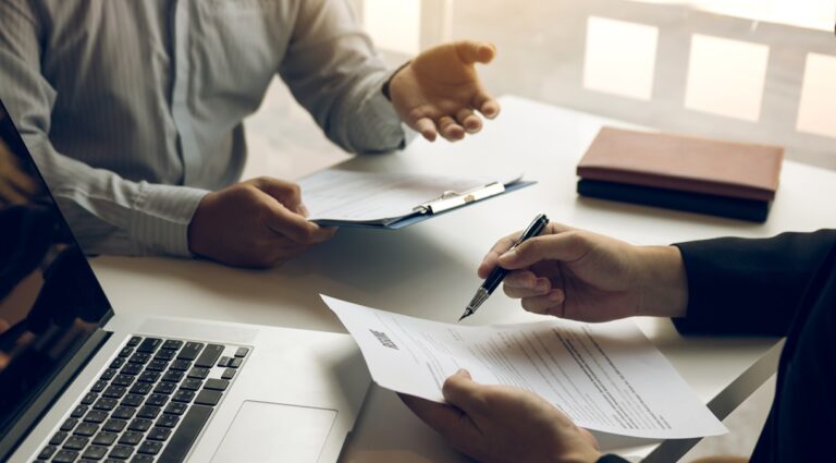 A guide to creating successful and watertight commercial contracts ...